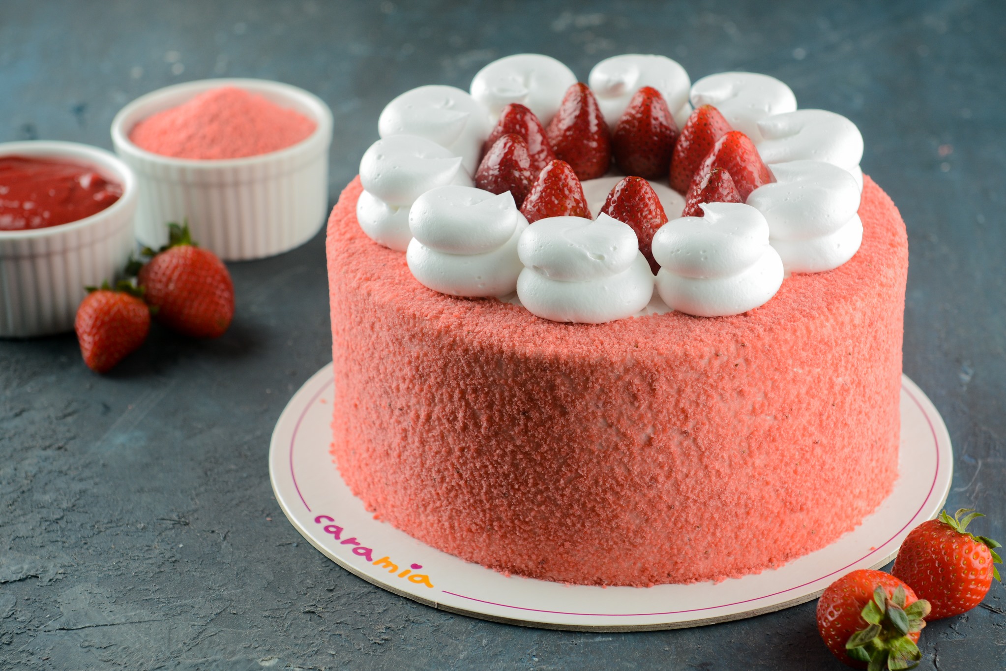 Expat Choice Guide Celebrating 10 Years (2016–2026) | Cara Mia Cakes ...